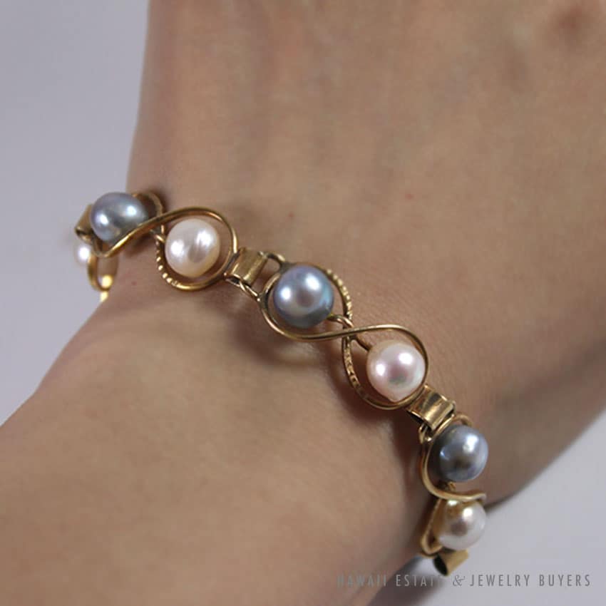 Ming's 10.2g 14KYG Multi Jade Bead Ring Size 6 - Hawaii Estate ...