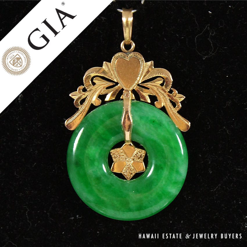 MING'S 73.5g 14KYG WHITE JADE AND GOLD SPHERE BEAD NECKLACE 30" LENGTH ...